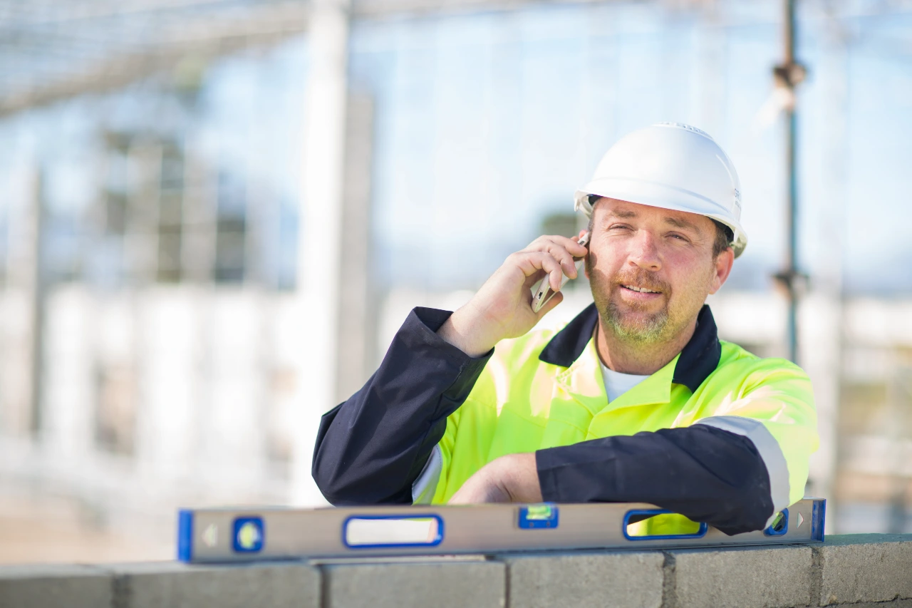 Call-Out Fee: When to Charge & How to Calculate a Call-Out Fee | Mira